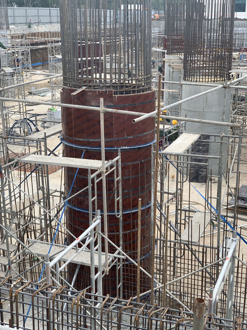 Coppha gỗ phủ film định hình cột tròn - Công ty TNHH Thương mại Quốc tế ...